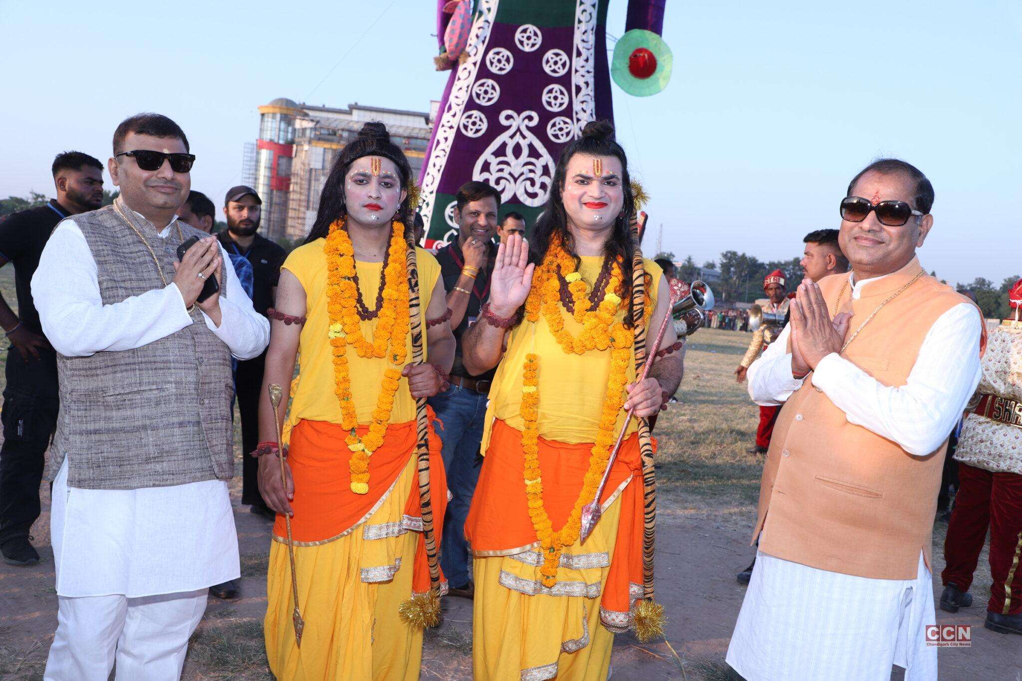 Rungta family members known for social service attend Dussehra event as ...